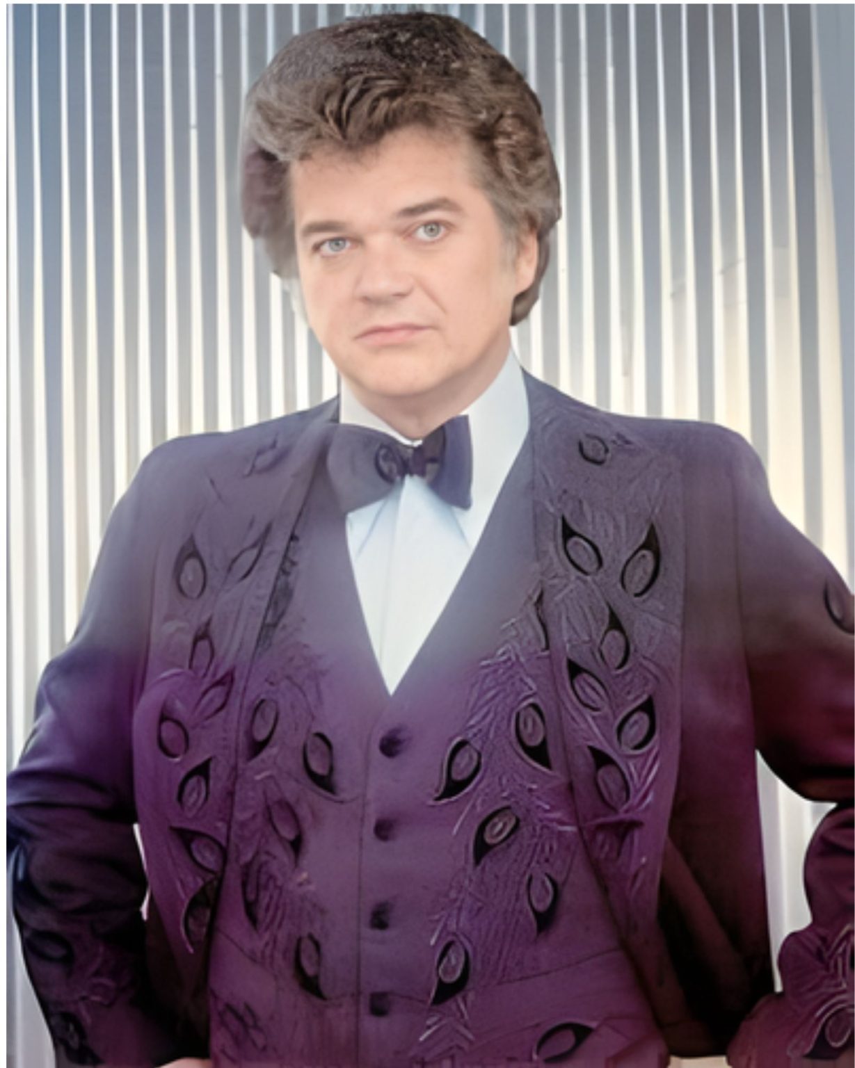 “HE DIDN’T NEED MUSIC TO BREAK YOUR HEART — JUST TWO WORDS.” 💔 When Conway Twitty leaned into ...