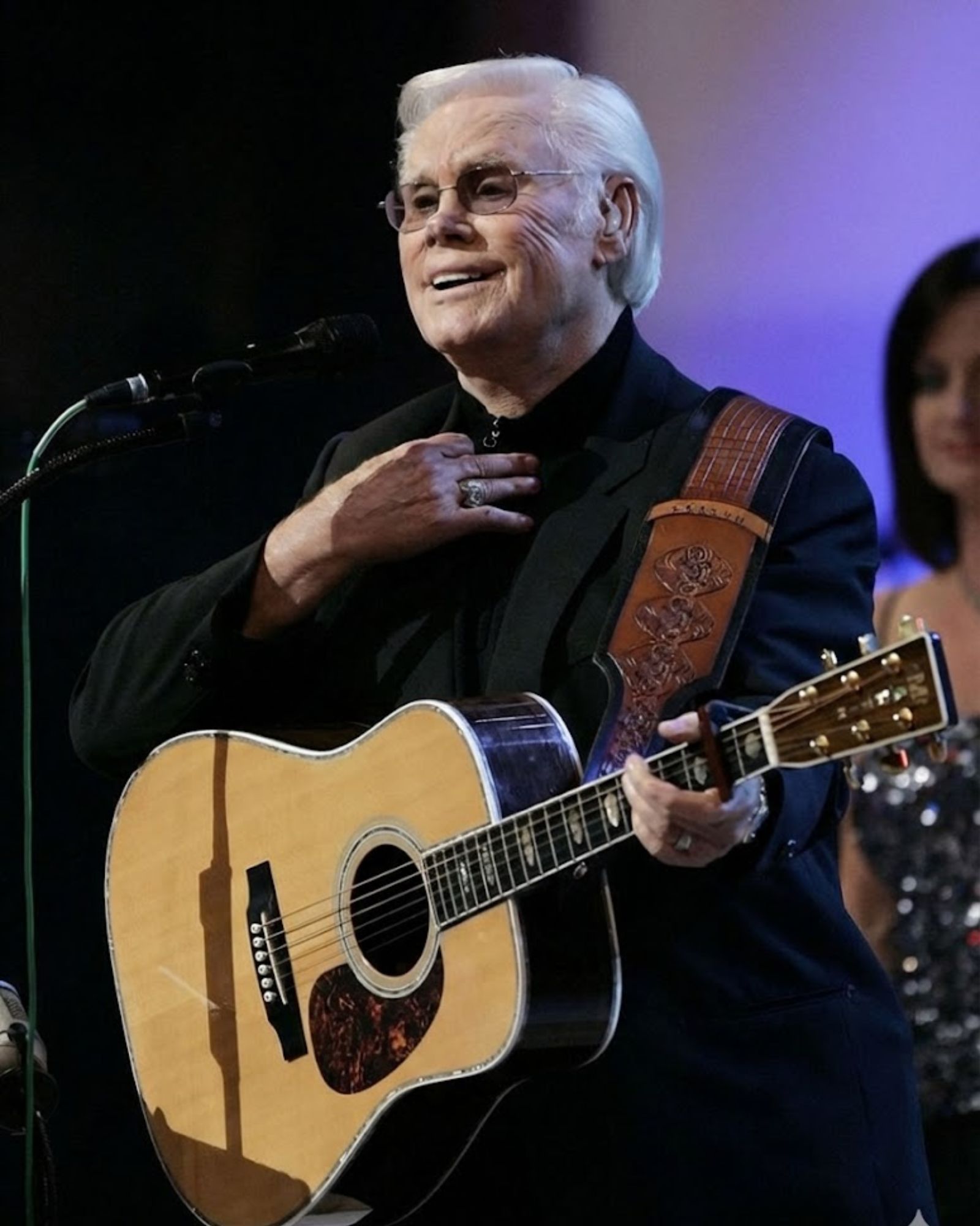 THE NIGHT HE SANG WITHOUT KNOWING IT WAS THE LAST TIME On April 6, 2013 ...